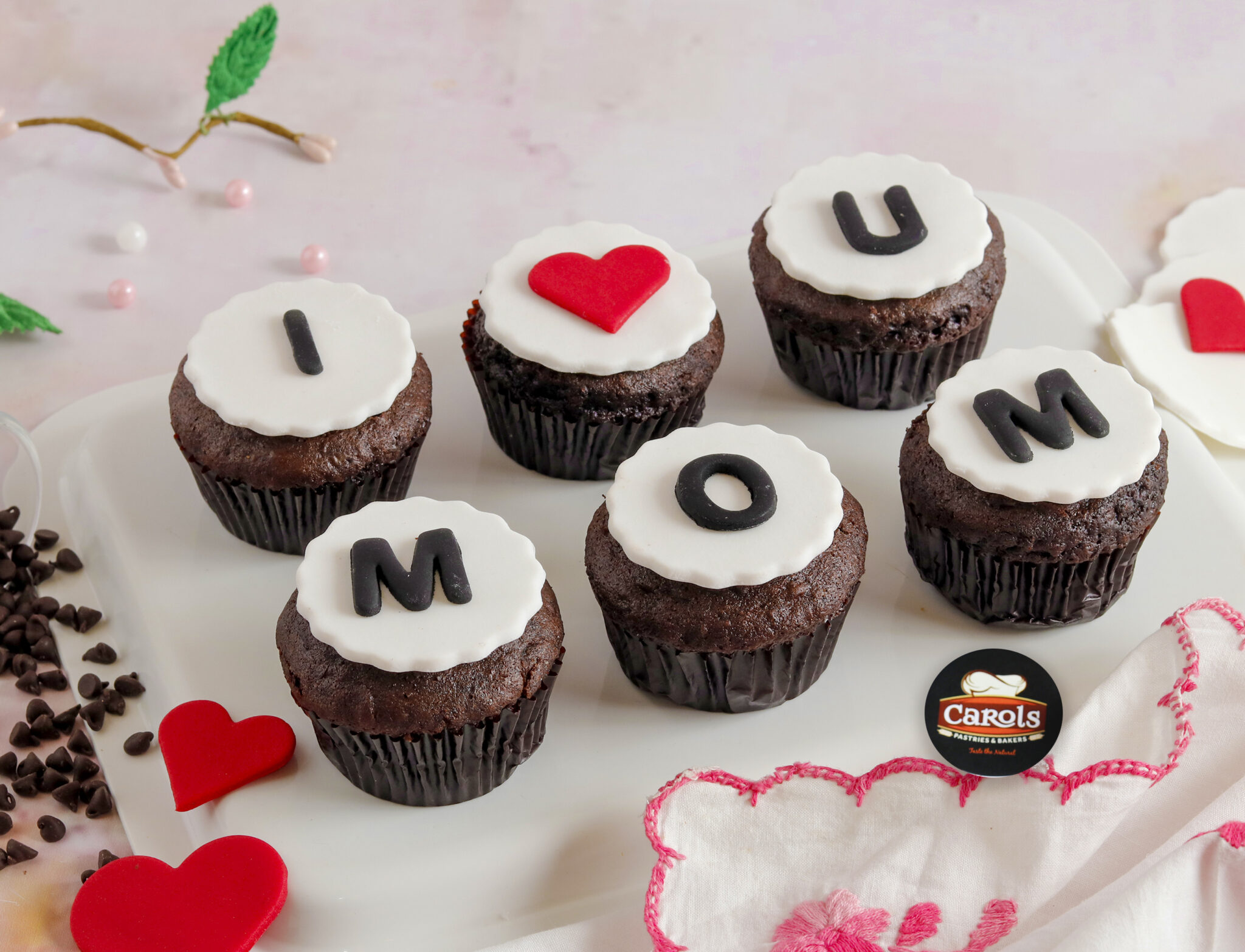 I Love You Mom Chocolate Cupcake - Carols Pastries and Bakers